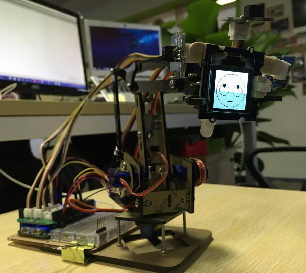 DIY a Robotic Emoji Lamp - Latest Open Tech From Seeed